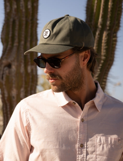 Roark Adventure-Ready Men's & Women's Clothing – Tops, Bottoms & Gear