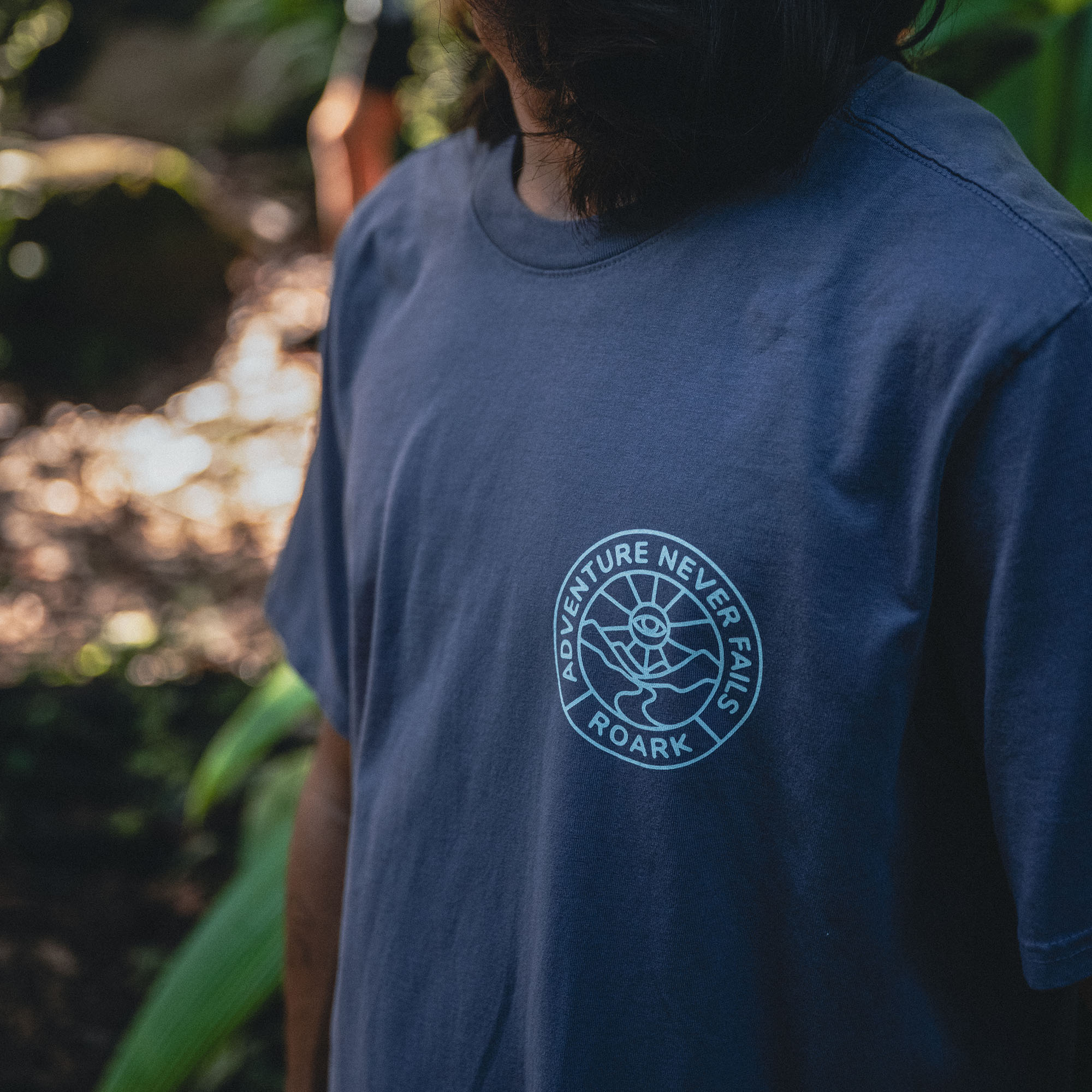 Division Premium Tee in Washed Black – Roark