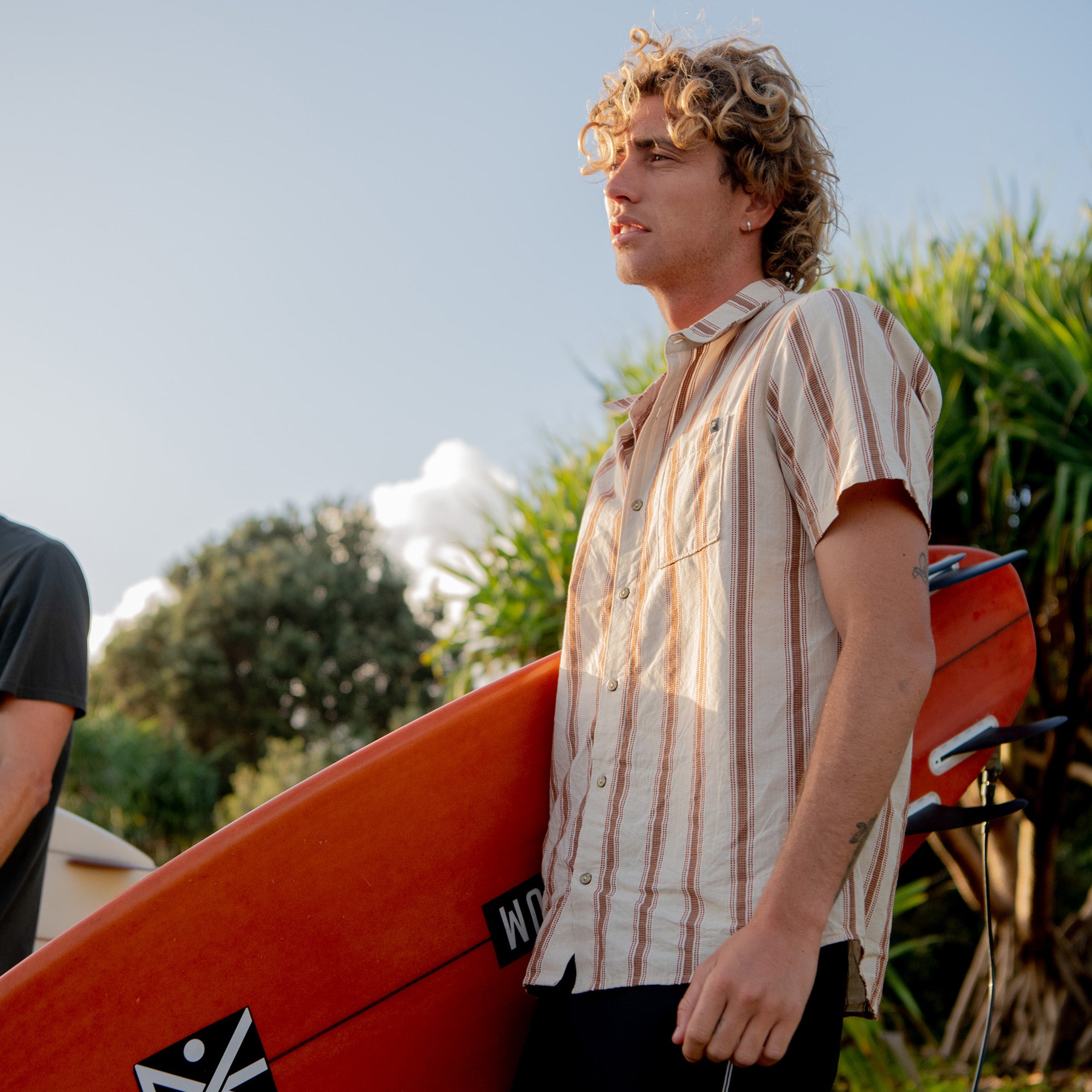 Journey Short Sleeve Button Up Shirt in Ghost Grey – Roark