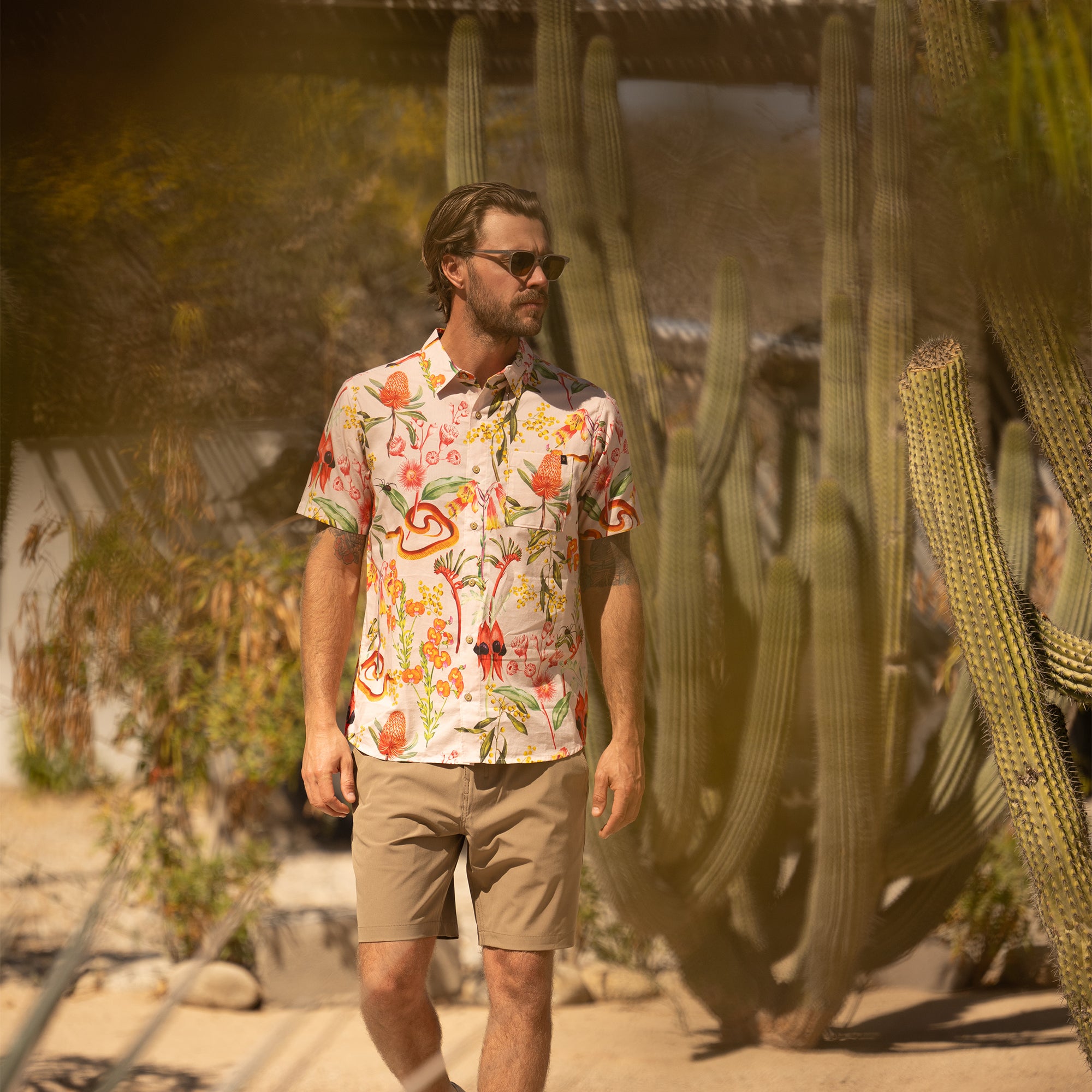 Journey Short Sleeve Button Up Shirt in Ghost Grey – Roark