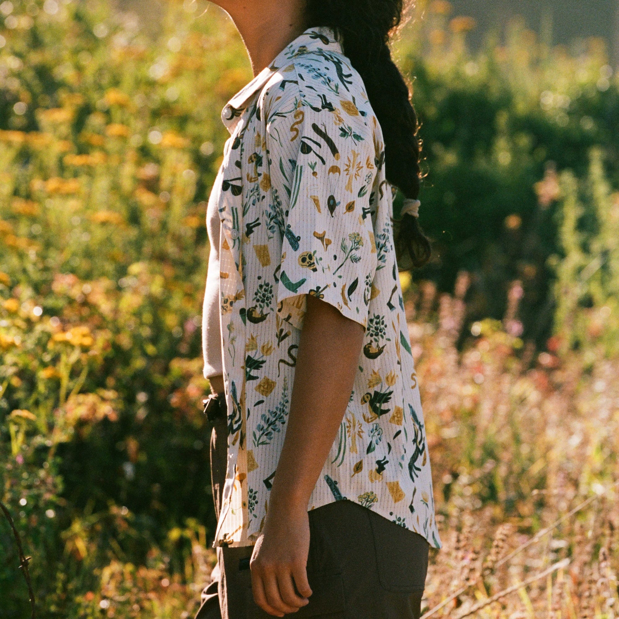 Bless Up Breathable Stretch Shirt in Onyx – Roark